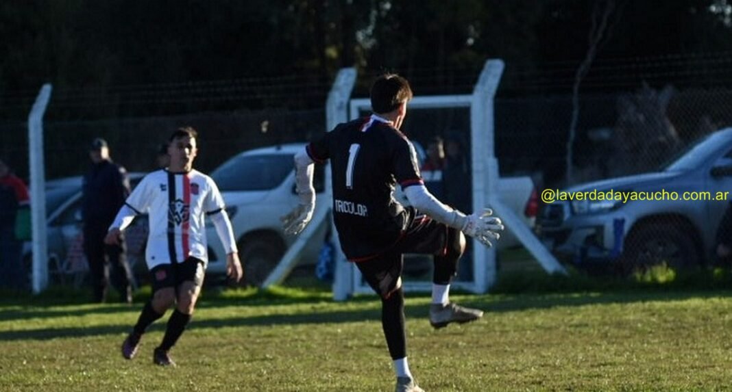 Fútbol de la URD: Derrotas de Defensores y Sarmiento. Empate albirrojo ...